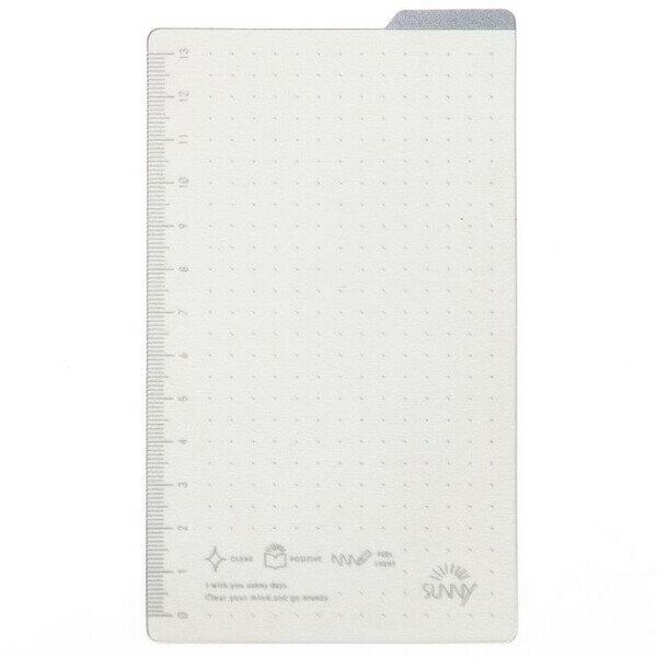 商品名SUNNY LIGHT NOTE BOOK サニー ライト ノートブック 下敷き A6変形 グレー 定規目盛り タブ付 しおり いろは出版説明あなたの1年を晴れにする「SUNNY (サニー)」シリーズ♪A6サイズ「LIGHT NOTE...