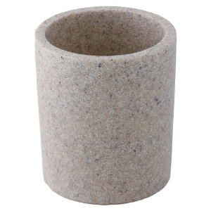 商品詳細●丸みを帯びたかわいい形のウォーターカップ ●ポリレジン製なので割れにくくて安心 ●シンプルなデザインなのでアイデア次第で色々使える 仕様一覧 材質 ポリレジン サイズ 70×70×80mm 容量 200ml ※記載内容の仕様及び外...