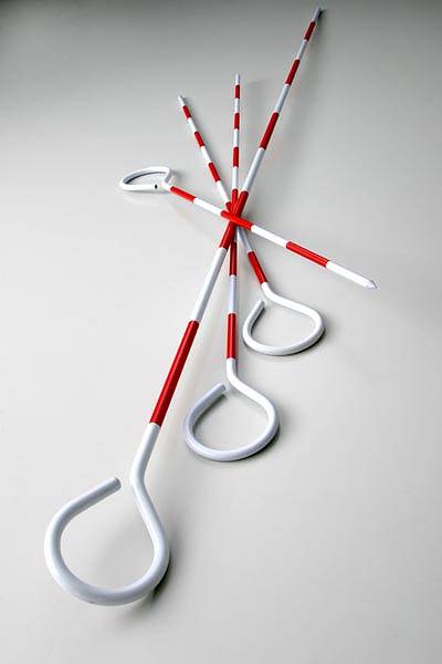 仕様一覧 品名 ピンポール 型式 SAP-30 仕様 30cm×6mmΦ ※記載内容の仕様及び外観は、改良のため予告なく変更されることがあります。ピンポールは30〜150cmの5種類を用意