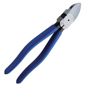 仕様一覧 全長 203mm 先端長 29mm 柄幅 53mm 頭部厚 13.5mm 先端角度 15度 重量 305g 材質 Cr.V70C鋼 切断能力 軟鉄線/直径2.5mm 軟銅線/直径3.5mm V.V.F.線(3芯)/直径2.6mm ...