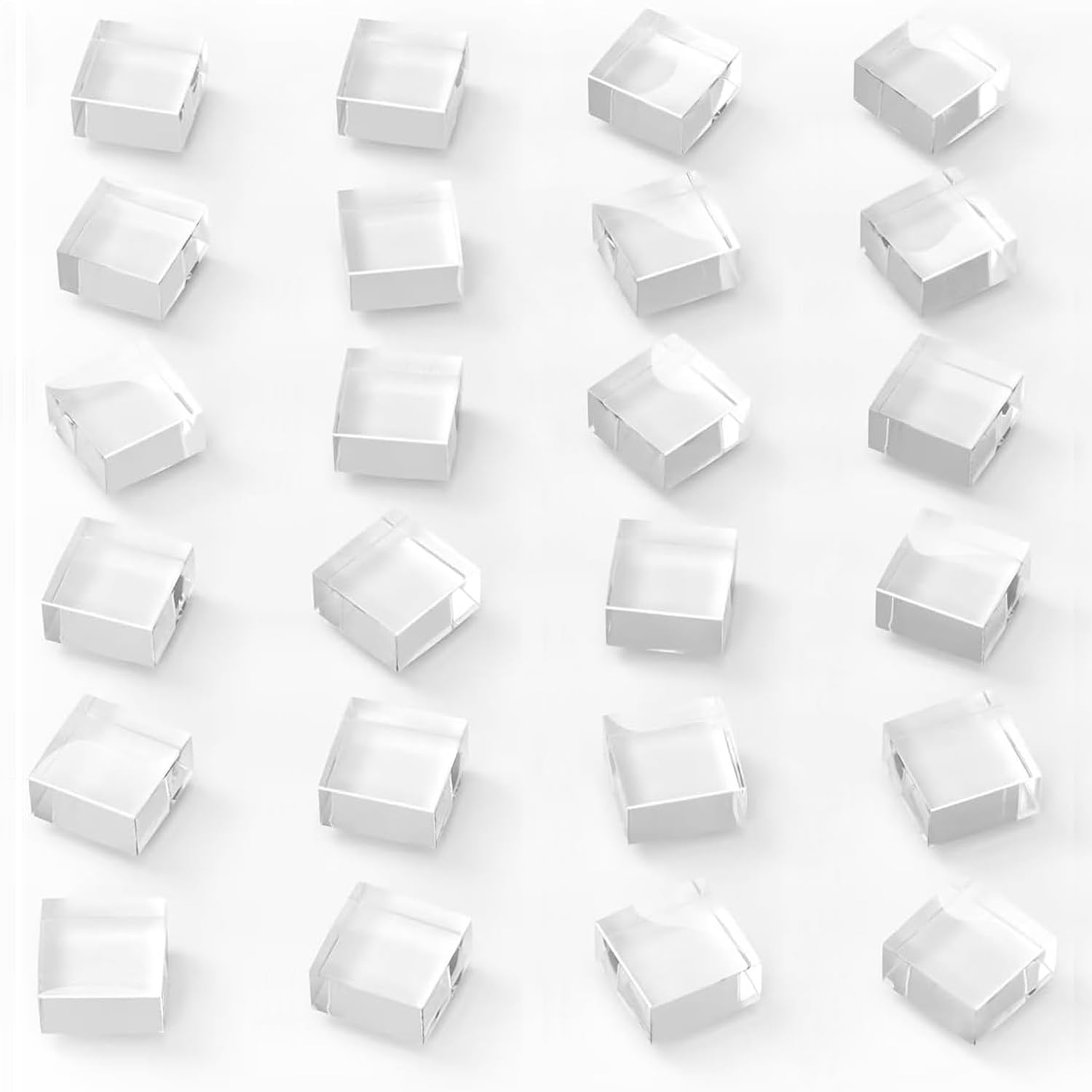 商品情報商品の説明ブリングブリングのガラスマグネット 24個セット 材質：ガラスと強力な磁石 サイズ：15*15*10mm 注意事項 1、パソコンやスマートフォン、ICカード、クレジットカードなどの電子機器に近づけないでください。 2、誤っ...