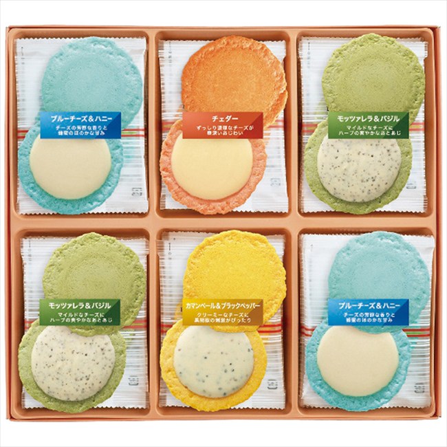 ■商品紹介：クアトロ（QUATTRO) とは、イタリア語で「4」を表す言葉。志満秀オリジナルの4種のチーズクリームをえびせんべいでサンドしました。 ■商品内容：ブルーチーズ＆ハニー・モッツァレラ＆バジル各4袋・カマンベール＆ブラックペッパー...