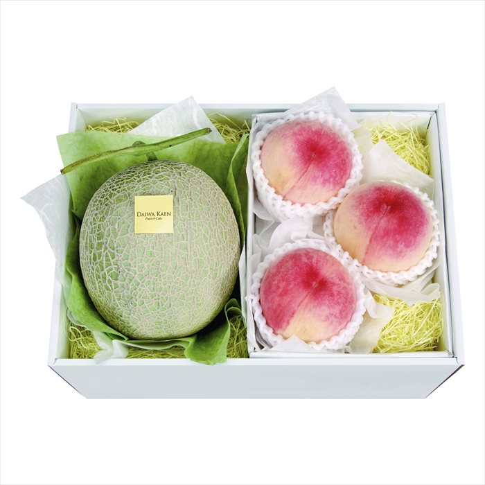 ■商品内容：北海道産赤肉メロン約1.3kg、和歌山産桃約230g×3玉 ■パッケージサイズ： ■賞味期限： ■アレルギー： メーカー希望小売価格はメーカーカタログに基づいて掲載しています ■さまざまなギフトアイテムをご用意しております。 内...