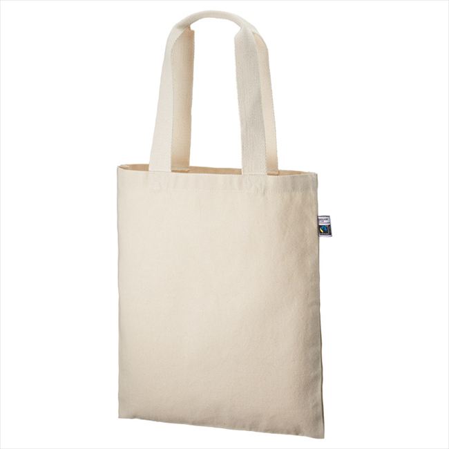 ■商品紹介：A4資料が入るフラット型。 ■商品内容：本体（約330×390（持ち手含560）mm）×1 ■材質：コットン ■重量：約117g ■原産国：インド製 メーカー希望小売価格はメーカーカタログに基づいて掲載しています ■さまざまなギ...