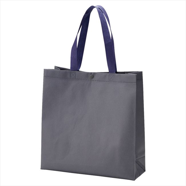 ■商品紹介：ボタン付きで中身の飛び出しが防げる、おしゃれなツートンカラーの不織布トートバッグです。 ■商品内容：本体（約325×550×110mm）×1 ■材質：PP（不織布） ■重量：約36g ■原産国：中国製 メーカー希望小売価格はメー...