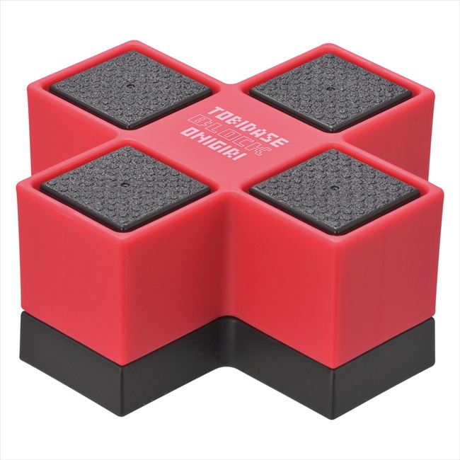 ■商品紹介：3角のしかくいおにぎりを、簡単に楽しく作れます。おにぎりが上に飛び出す愉快なしかけのおにぎりメーカーです。 ■商品内容：本体（約102×102×47mm）×1 ■材質：PP ■重量：約103g ■原産国：日本製 メーカー希望小売...