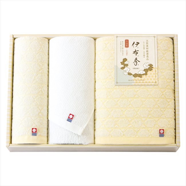 ■商品紹介：すっきりとした純白と、やさしいたまご色のやわらかい色合い。 伊予の穏やかな地で百三十年の伝統が織りなす季節を紡ぐ、「かごめ紋様」と「あぜ織布」の日本の伝統的な模様をあしらったやさしい色合いの今治タオルです。 ■商品内容：バスタオ...