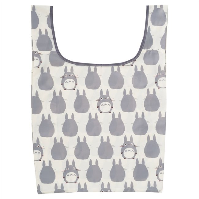 ■商品紹介：折りたたんで毎日持ち歩けるから、必要なときにいつでも使える便利なエコバッグです。 染料プリント・織りネーム・再生ポリエステル ■商品内容： ポリエステル100% ■パッケージサイズ： ■賞味期限（ある場合）： メーカー希望小売価...