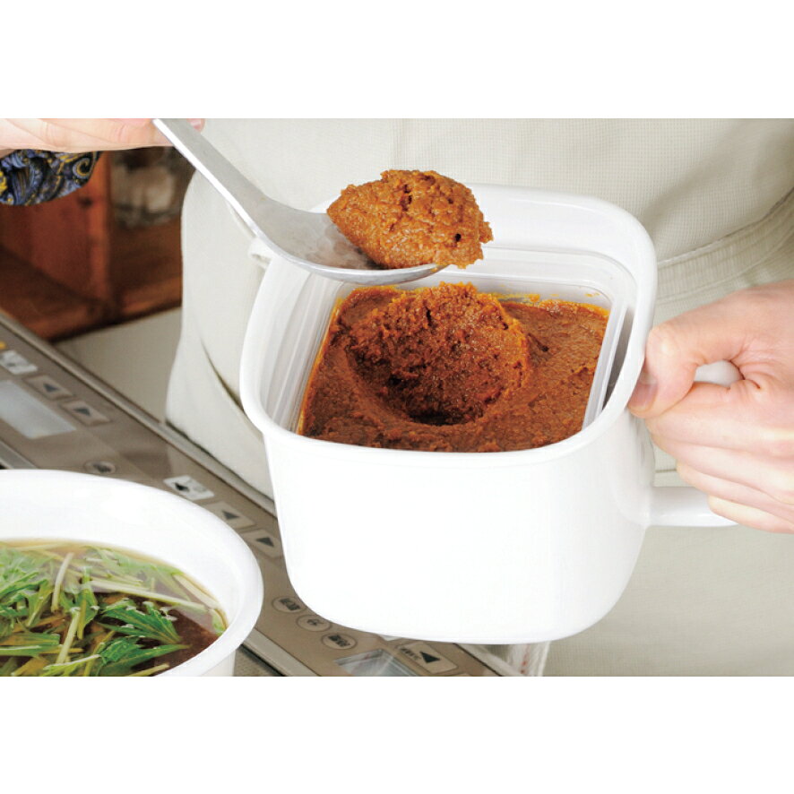 ■商品内容：約185×145×115mm（約540g・約1,500?） ■パッケージサイズ：約195×155×120mm ■重量：約650g メーカー希望小売価格はメーカーカタログに基づいて掲載しています ■さまざまなギフトアイテムをご用意...