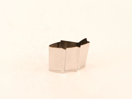 【商品説明】技術と経験を生かしユーザーの期待にこたえる事が出来る。抜きやすい、扱いやすい丹精込めて一つ一つ手作業で作製。【仕様】●製品サイズ（mm）：8×26×42●生産地：日本●材質：18−8ステンレス【備考】※メーカーの都合により、パッ...