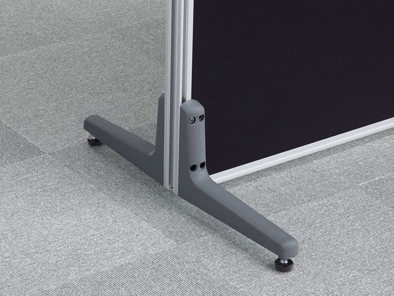 【仕様】●外寸法：幅420×奥行27mm●材質：PA樹脂●生産国：日本●組立設置サービス●注文単位：1セット【ご注意ください！】パネル単体では自立しない場合がございます。レイアウトに応じて必要な部材と数量をご確認ください。【L型、T型、コ型...