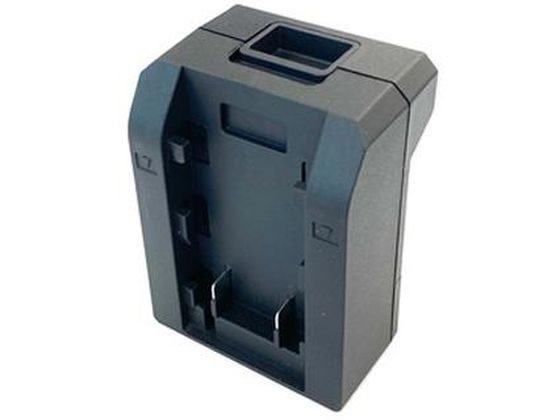 【仕様】●メーカー：BBKテクノロジーズ●型番：FC−BA−P●仕様…18V●【EA112BK−11、−12専用】のバッテリーアダプター●パナソニックの18Vの充電池が取り付けられます。【備考】※メーカーの都合により、パッケージ・仕様等は予...