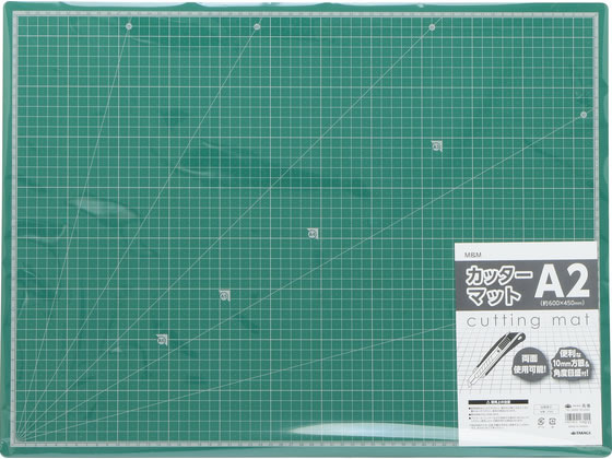 【商品説明】両面使用可能便利な10mm方眼＆角度目盛付【仕様】●材質：ポリ塩化ビニル【備考】※メーカーの都合により、パッケージ・仕様等は予告なく変更になる場合がございます。【検索用キーワード】TAKAGI　タカギ　カッターマット　カッティン...