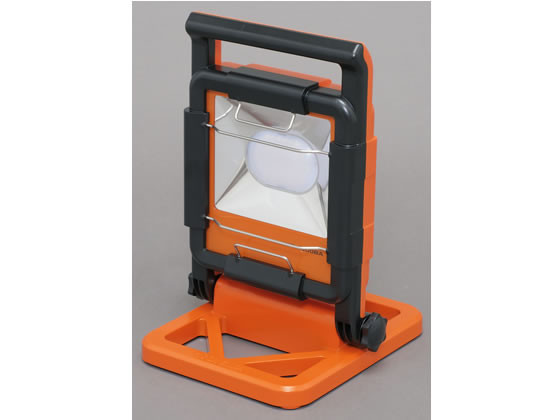 【商品説明】下側から空間全体を均一に照らすLEDベースライトです。土木や建築工事、建築現場の内装などに最適な照明です。屋内・屋外兼用で使用できる防雨型です。【仕様】●電源：AC100V（50／60Hz）●定格消費電力：50W●定格入力電流：...