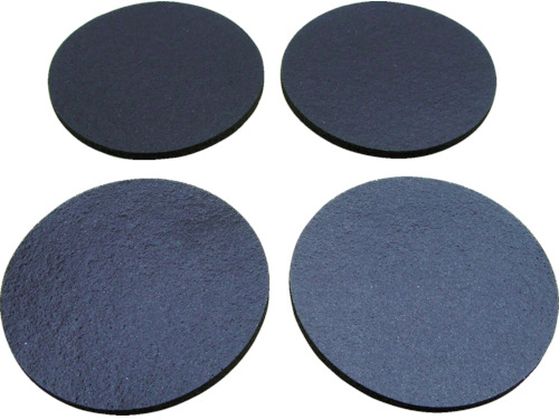 【商品説明】●室内ドア、家具の扉などの当たり止めに。ガラス扉の当たり止めに。通信、OA機器、家電などのすべり止めに。●EPDMの弾力性で衝撃を吸収し、音やキズを防止します。●特殊表面加工ですべり止め効果は抜群です。●粘着剤付きで取り付けが簡...