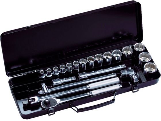 【仕様】●型番：N415S●入数：1S●差込角（mm）：12．7●ソケット内容（mm）：8、10、11、12、13、14、17、19、21、22、24、26、27、30、32●ハンドル内容：ラチェットハンドル（NRH4P）、ナットスピンナハ...