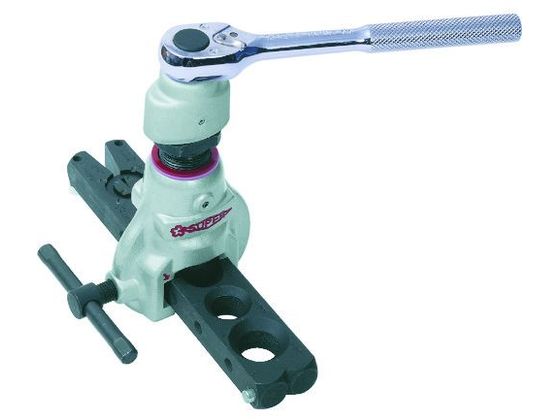 【商品説明】●専用ラチェットハンドル付でスピーディーにフレア加工ができます。【仕様】●型番：TF456WRH●入数：1S●タイプ：インチ用●適用管外径：1／4、5／16、3／8、1／2、5／8、3／4●偏芯式●新冷媒・新規格対応（なまし鋼管...