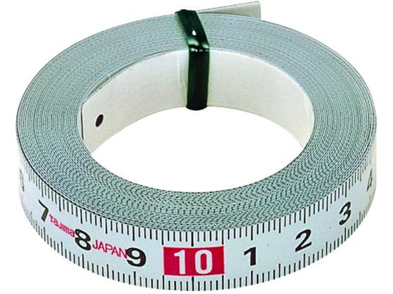 【商品説明】●粘着テープ付なので、任意の場所に貼り付けできます。【仕様】●型番：PIT-10BL●全長（mm）：1000　●幅（mm）：13　●厚さ（mm）：0．3●目盛：1mmピッチ　●数字：10mmピッチ●スチール●本製品には通電性があ...