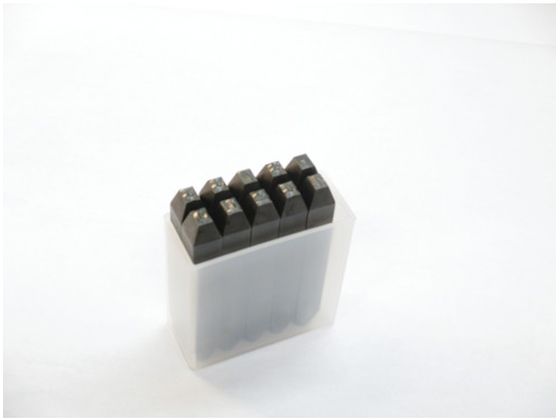 【仕様】●型番：SK-80●入数：1S●寸法（mm）：8．0●セット内容（本）：10●炭素鋼（S45C）先端焼入●数字の6と9は兼用できますので、9を除き「・」を入れ10本セットとしました【備考】※メーカーの都合により、パッケージ・仕様等は...