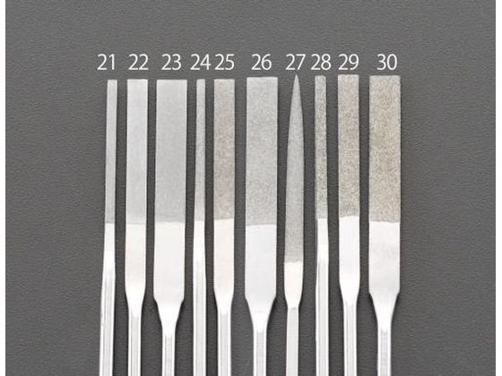 【仕様】●全長：130mm●コーティング長：30mm●シャンク部：φ3mm●ハンドル：EA826VM−0（別売）●形状（幅×厚み）：テーパー平（2．05×0．35mm）●粒度：＃600【備考】※メーカーの都合により、パッケージ・仕様等は予告...