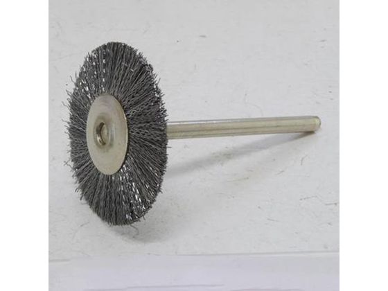 【仕様】●軸径：3mm●材質：ナイロン●ブラシサイズ：外径：28mm線径：0．13mm●毛丈：6mm●最大回転数：25000rpm【備考】※メーカーの都合により、パッケージ・仕様等は予告なく変更になる場合がございます。【検索用キーワード】エ...