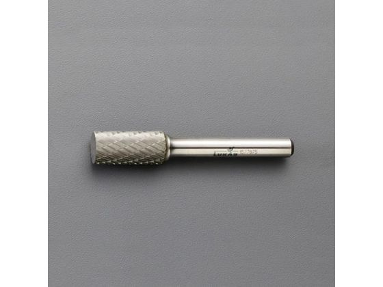【仕様】●刃径×刃長×全長：8×20×60mm●軸径：6mm●適合材質：鉄、鋳鋼、ステンレス、鋳鉄、チタニウム●材質：タングステンカーバイド●重量（g）：24．0●※回転数は被削材に併せて調整して下さい。●クロスカット【備考】※メーカーの都...