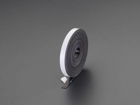 【仕様】●材質：熱可塑性樹脂＋フェライト●サイズ：7．5（W）×0．75（t）mm●重量：240g●吸着能力：44gf／cm2●使用温度：80度以下●長さ：10m●着磁：片面●非着磁面に便利な粘着付マグネット●必要な分だけカットでき、無駄な...