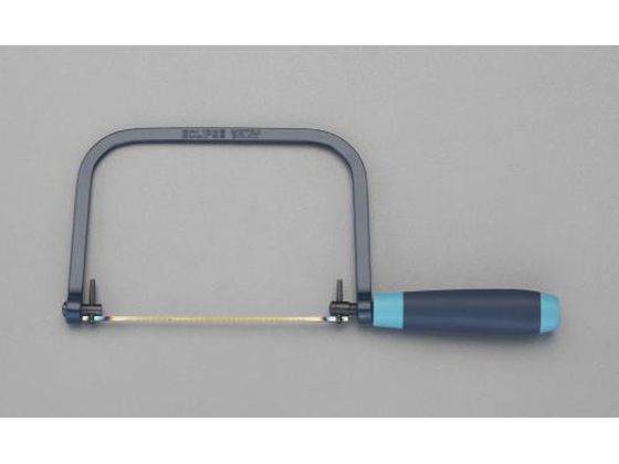 【仕様】●材質：フレーム：スチール、グリップ：樹脂製ラバー●全長：310mm●深さ：120mm●重量：247g●付属品：木工用糸鋸刃（1本）●刃は360°角度調整が可能です。【備考】※メーカーの都合により、パッケージ・仕様等は予告なく変更に...