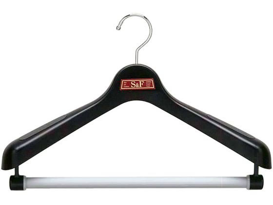 【商品説明】肩幅40cm。回転式のバーで、取り出す際はスラックスを引っ張るだけ。両肩にすべり止めラバーが付いています。洋服を美しく保つ立体フォルム。フックは回転します。【仕様】●カラー：ブラック●商品本体サイズ：幅40×高さ26×厚さ5cm...