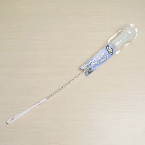 特殊ステンレスが自由自在に曲がって いろんな所をお掃除できます。 【サイズ】6×59×5（56g） 【素材】ナイロン(頭部)・特殊ステンレス(柄)