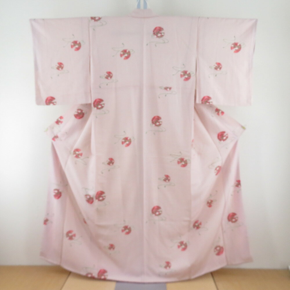 商品コードki6968AB アイテム小紋 対象レディース カラー 白 x 赤ピンク 品質表示正絹 サイズ 身丈(肩から)：158cm裄丈：63cm袖丈：48.5cm前幅：25.5cm後幅：29cm 保証期間初期不良（到着から1週間）のみ 商...