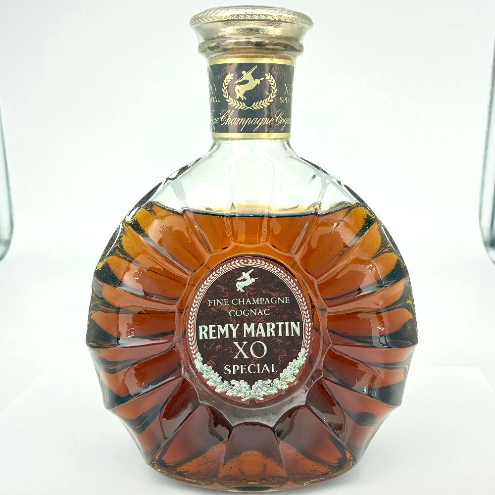 商品コードcf10929 アイテムブランデー ブランドREMY MARTIN (レミーマルタン) サイズ 液体容量700ml アルコール度数40％ 保証期間初期不良（到着から1週間）のみ 商品状態 状態ランク S：未着用品・未使用品 全体 ...