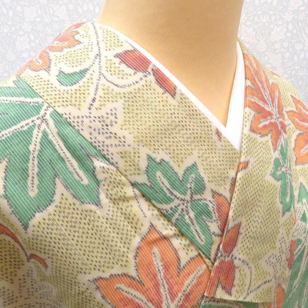 商品コードki9208AB アイテム紬 着物 対象レディース カラー 緑×黄土色×白 品質表示正絹 サイズ 身丈(肩から)：161.5cm裄丈：65.8cm袖丈：52.5cm前幅：22.7cm後幅：28.3cm 保証期間初期不良（到着から1...