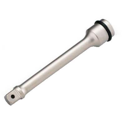 TONE(トネ)の一覧はこちら●差込角12.7mm(1/2inch)●出力角12.7mm(1/2inch)●差込角(ピン&Oリング)●構造用鋼●インパクトレンチが操作しにくい時ソケットを延長。●深くて狭い箇所の作業など、ハンドルが操作しにく...