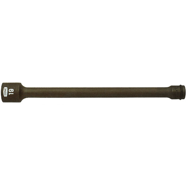 TONE(トネ)の一覧はこちら●差込角9.5mm(3/8inch)●二面幅17mm●6角●二面幅17mm●ミリ●構造用鋼●生産ラインでの作業性向上に。●奥まった箇所、狭い箇所にあるボルト・ナットの締付け、緩め作業に最適です。サイズに応じて軸...