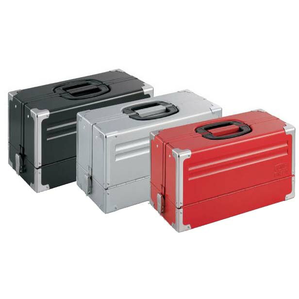 TONE(トネ)の一覧はこちら●スチール●工具類の保管・管理用。●天面フラットV形3段式両開きケースです。ケースの角部にガード機能を追加した新型ツールケースです。●本製品は特許・意匠登録済み製品です。●ケースから工具を出し入れする時は、手を...