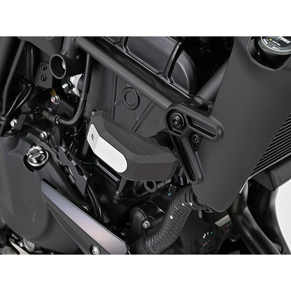 DAYTONA(デイトナ)の一覧はこちら樹脂製パッドが転倒時のダメージを吸収し、マシンへのダメージを緩和。流線形パッドとアルミプレートの組み合わせで機能とドレスアップ効果を両立します。【 意匠登録 No.D1762940 】【注意】※本商品...
