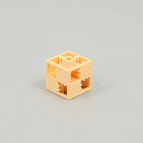 アーテックの一覧はこちらブロック基本四角×100pcsブロック基本四角：W20×H20×D20mm395gブロック：ABSヘッダー付OPP袋W220×H300×D20mmJANCD:4521718778488【銀行振込・コンビニ決済】等前払...