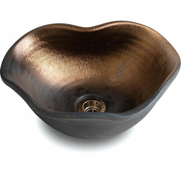 重蔵窯の一覧はこちら利休信楽 手洗い鉢 020-F330 金彩(きんさい)和の重厚感・優雅さ・落ち着きを感じさせる、信楽焼手洗い鉢です。自然の土の器で、信楽土の特長である土味を醸し出します。おうち時間が増える中、和のテイストを感じてみません...