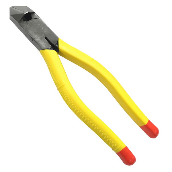 VICTOR（ビクター）の一覧はこちら●銅線・より線・鉄線などの細い線の切断に最適です。●材質:構造用炭素鋼グリップ：樹脂●全長(mm)：182●ラウンド刃●切断能力(mm)鉄線：φ1.2●切断能力(mm)銅線：φ3.0【商品サイズ】縦(m...