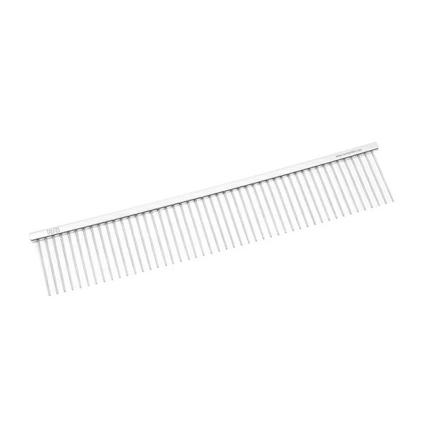 【商品スペック】 ■サイズ グリップサイズ 24.5cm、ピンサイズ 3.9cm、ピン直径1.15mm、歯の数 47 ■素材：金属製（鉄（クロムコーティング））【TAURO】 粗目グルーミングコーム 毛を根元から持ち上げてボリューム感を出す...