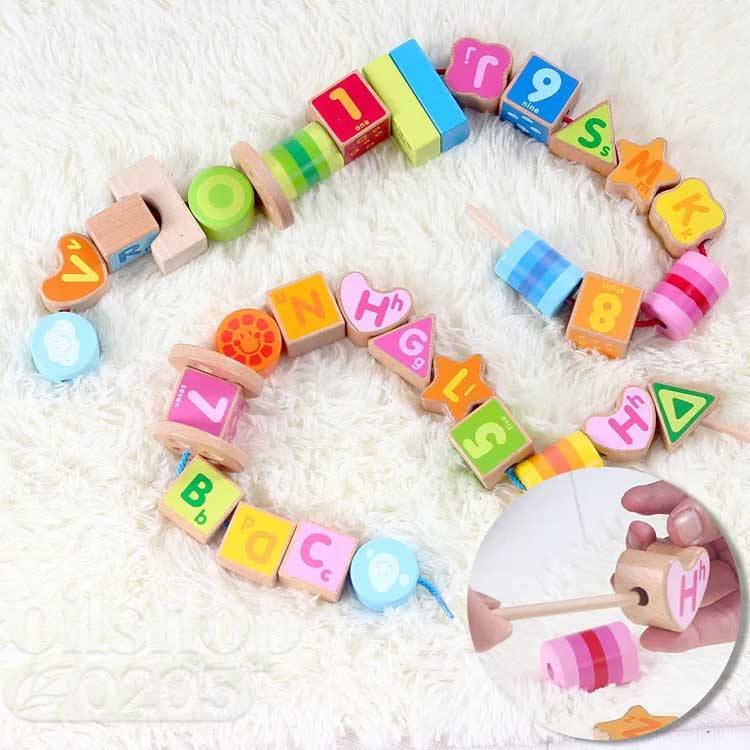 【遊びのなかで楽しく学べる知育玩具】 赤ちゃんは大きさや形、手触りなどを全身で確かめながら様々なことを学んでいきます。つみきを積み上げたりしながら遊ぶことで、指先のトレーニングだけではなく空間認識能力も育まれます。月齢が高くなってきたら、つ...