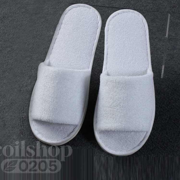 品質と価格にこだわった湯屋の手土産オリジナルスリッパ。1足ずつを個包装にしておりいつでも衛生的で携帯用にも便利！！軽くて丈夫なポリエステル100%素材でさらりとした清涼感のある履き心地です。 サイズフリー（20個セット）サイズについての説明...
