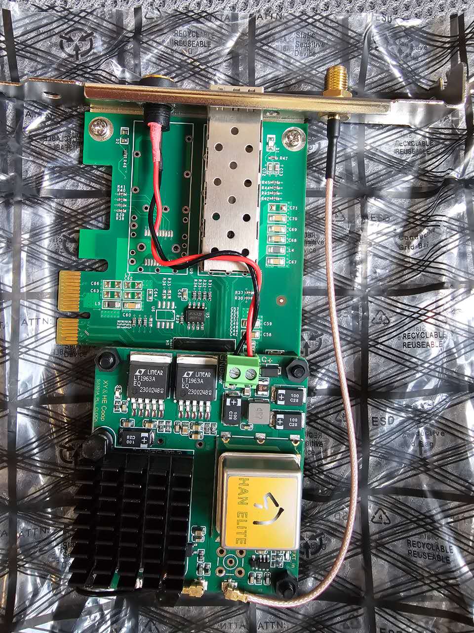 別途5v電源必要です。 動作品です。 音質向上 DC 5.5 2.1