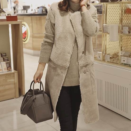 秋冬にもってこいの、暖かいファーベスト。シンプルなデザインなので、さまざまな着こなしが楽しめる1着です。色展開 ベージュサイズ S M L XLサイズ(cm)S /バスト 98 /肩幅 41 /着丈 91M /バスト 102 /肩幅 42 ...