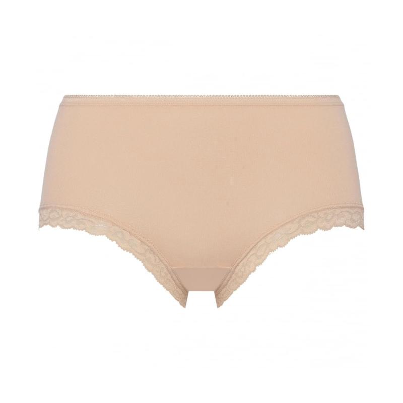 [Triumph] SO NATURAL7120 ボーイズレングス3脇ハギ無しでごろつかず、快適な履きごこちです。柔らかい綿レーヨン混素材を使用しています。身生地、レース、ウェストテープ共に優れた伸縮性でここち良くフィットします。<b...