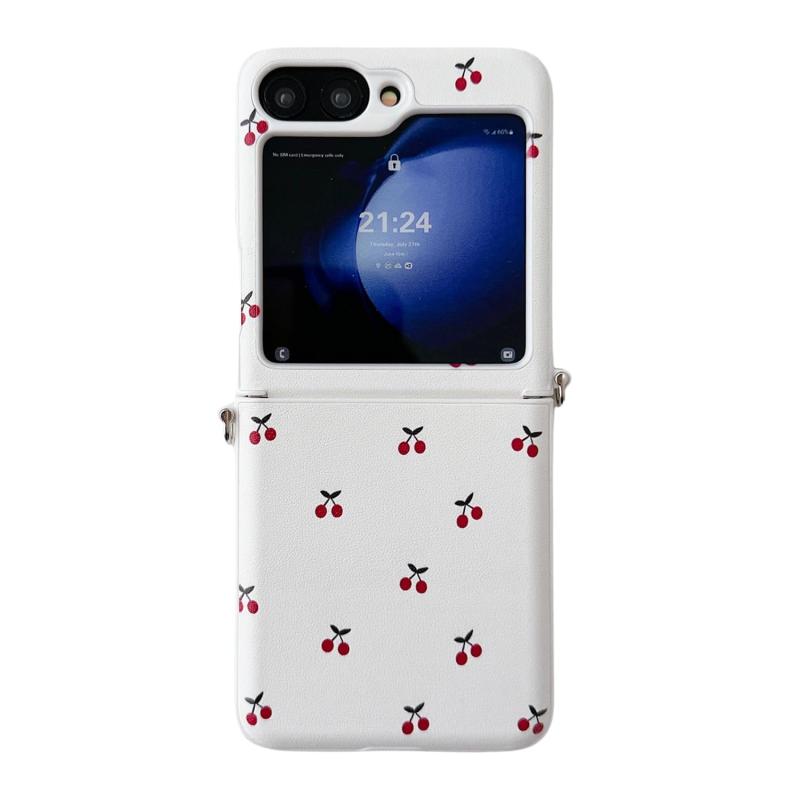 Galaxy Z Flip6/Flip7FE専用 折りたたみ手帳型ケース PUレザー 伸縮式ヒンジ保護 チェリーパターン 全周囲保護 ワイヤレス充電対応 金属ストラップホール付属 - 贴皮樱桃手链侧扣