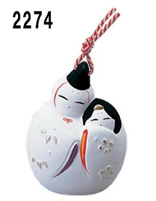 ◆「3月3日のひな祭り」縁起物の雛人形◆ 女の子の健やかな成長と、末永い幸福を祈って飾る縁起物の雛人形です。 陶製の雛人形は価格もサイズも手頃で、心を込めた贈り物にも自家用にも好適です。商品詳細サイズ2274:高8.0cm材質陶器生産国日本...