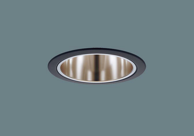 ●LED内蔵、電源ユニット別売 ●LED(温白色) ●色温度:3500K ●光源寿命40000時間(光束維持率85％) ●埋込穴径:φ100mm ●埋込高:82mm ●質量:0.4kg ●電圧:100-242V ●【反射板(上部)】プラスチ...