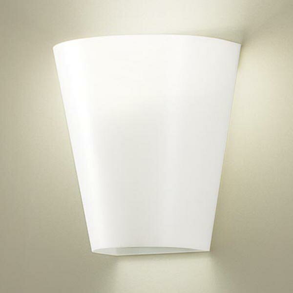 ●ランプ同梱包 ●LED電球小形電球タイプ4.3W1灯（E17）（電球色） ●色温度：2700 K ●ランプ寿命40000時間（光束維持率70％） ●幅：180 mm ●高：203 mm ●出しろ：130 mm ●質量：0.6 kg ●器具...